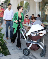 When T-Bo comes to our life...: T寶愛買買～嬰兒推車篇(stroller)