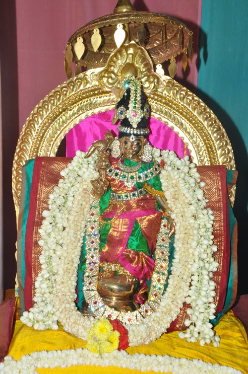 Navarathri Colours of Mylapore: The sights and colours at Nandalala Centre