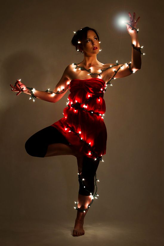 The Incredible Stuffs: Human Christmas Tree