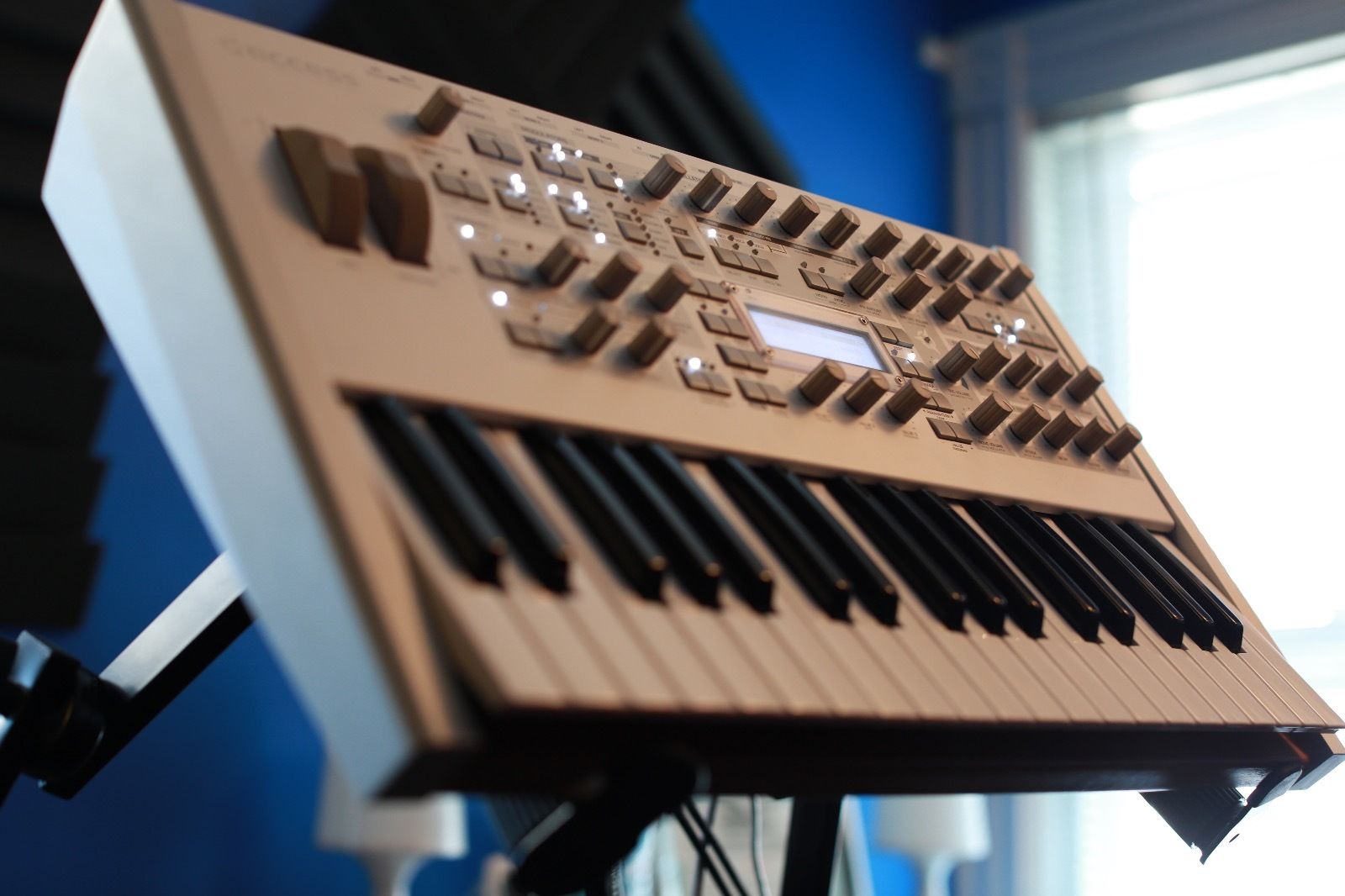 MATRIXSYNTH: Virus Ti Polar Synthesizer