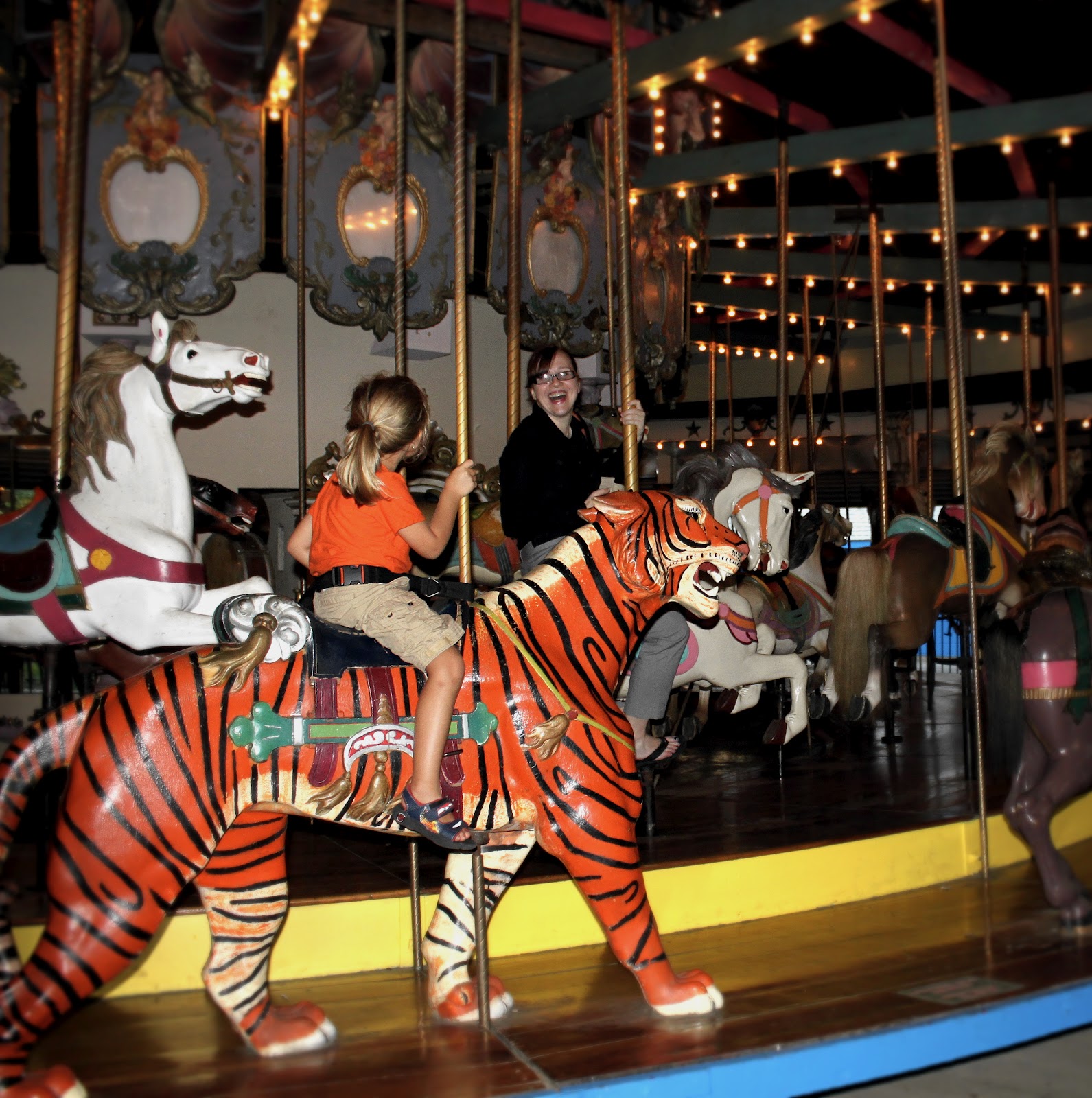 Forever Hills [Forest Hills, NY blog]: Carousel [Forest Park]