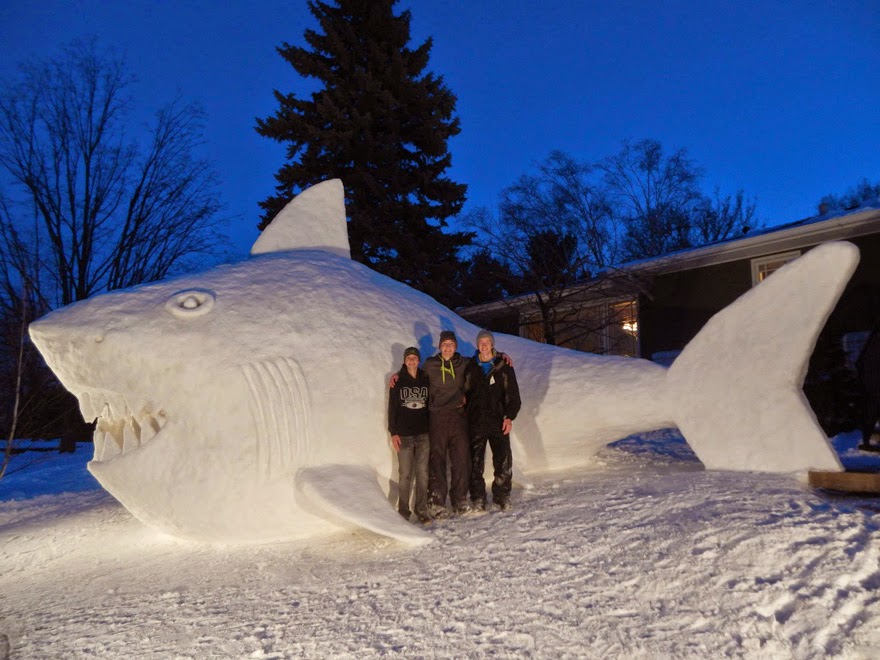 Every Year, These 3 Brothers Make A Giant Snow Sculpture In Their Front ...