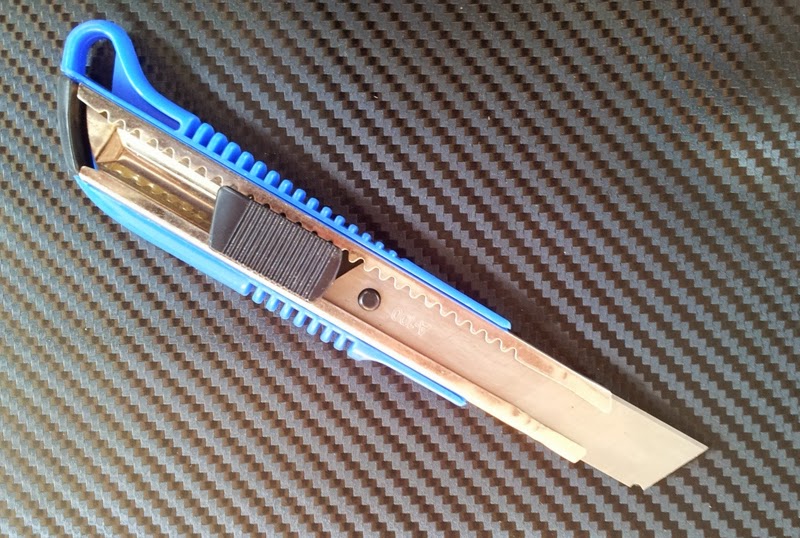 BestAutoDetailing: Folie Geamuri Omologata / Folie Carbon Scule Montaj