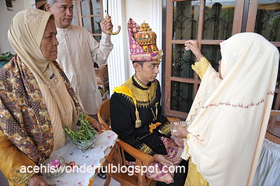 Culture: Aceh Wedding