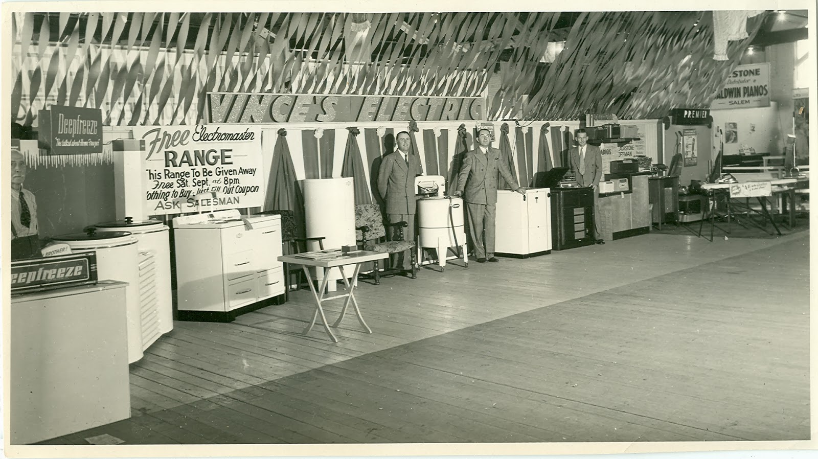 Debold Gallery: The best old image site on the web.