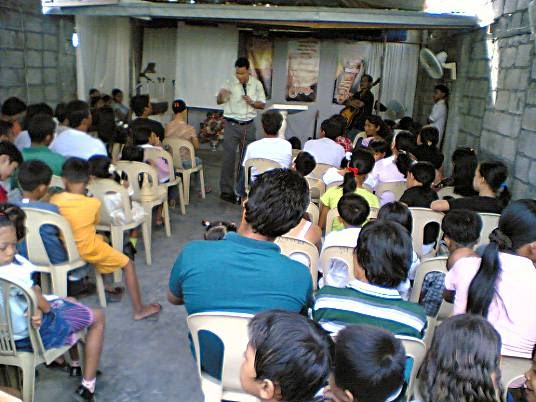 Aerial's Torch of Salvation: Utos ba ng Diyos ang Pagpapatotoo na ...