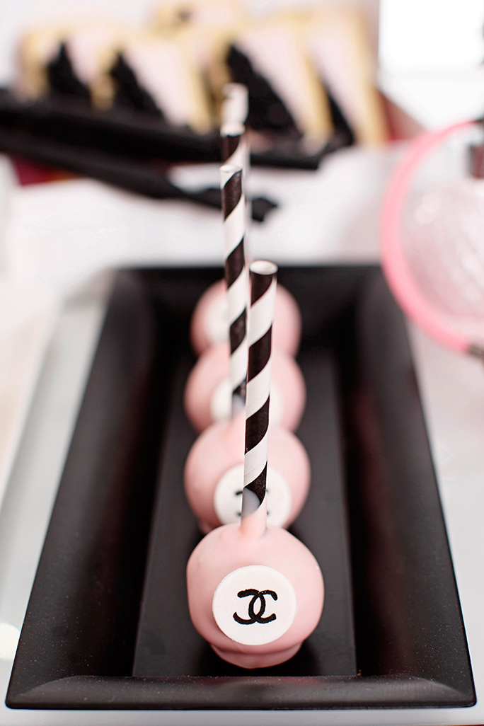 Chá Bar - Tema Chanel - Mother of the Bride - Blog de Casamento - Por ...