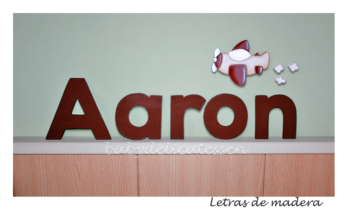 BABY DELICATESSEN LETRAS DE MADERA: agosto 2016