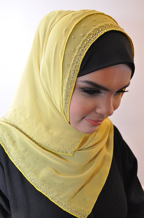 Hijab Designs ~ Trendy Jilbab