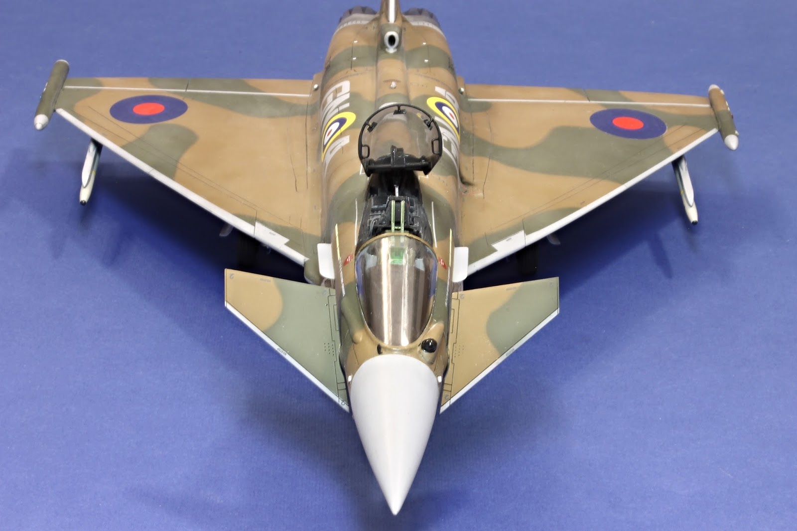 Istvan Michalko's scale models: RAF EF-2000 Typhoon FGR.4 - Revell, 1/ ...