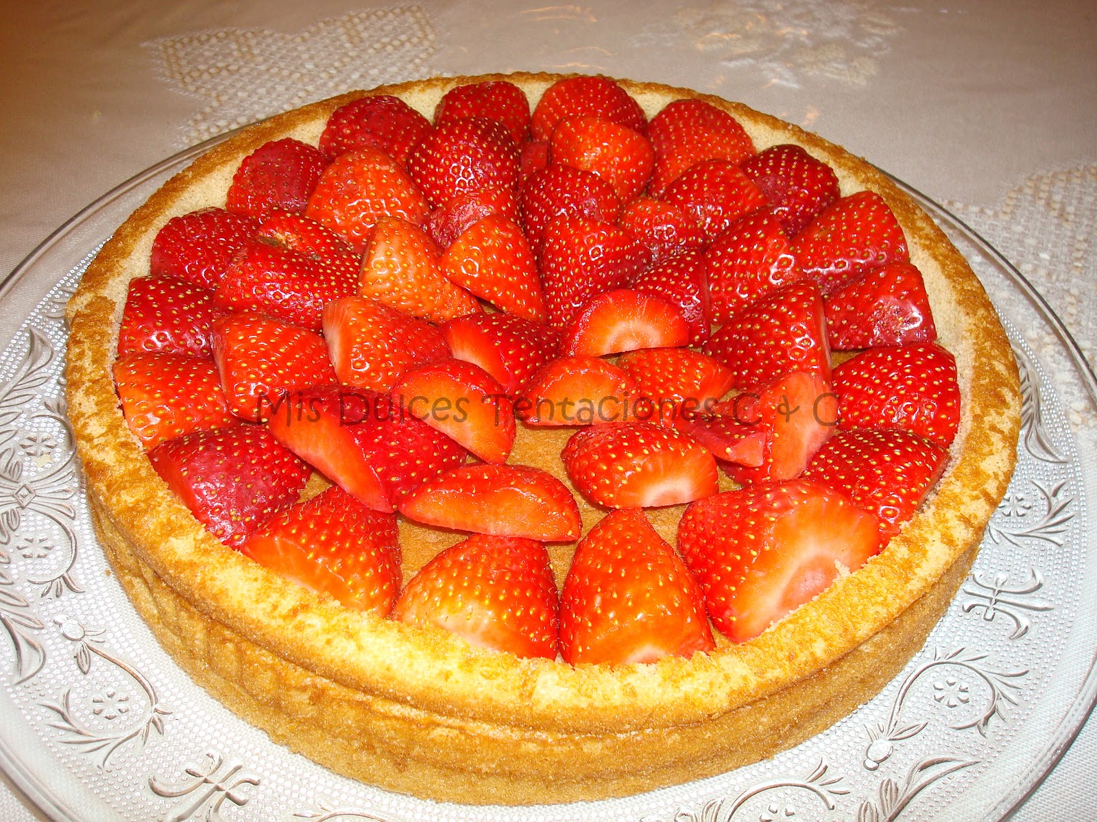 Mis Dulces Tentaciones - Cookies and Cakes: Tutorial Pastel de fresas