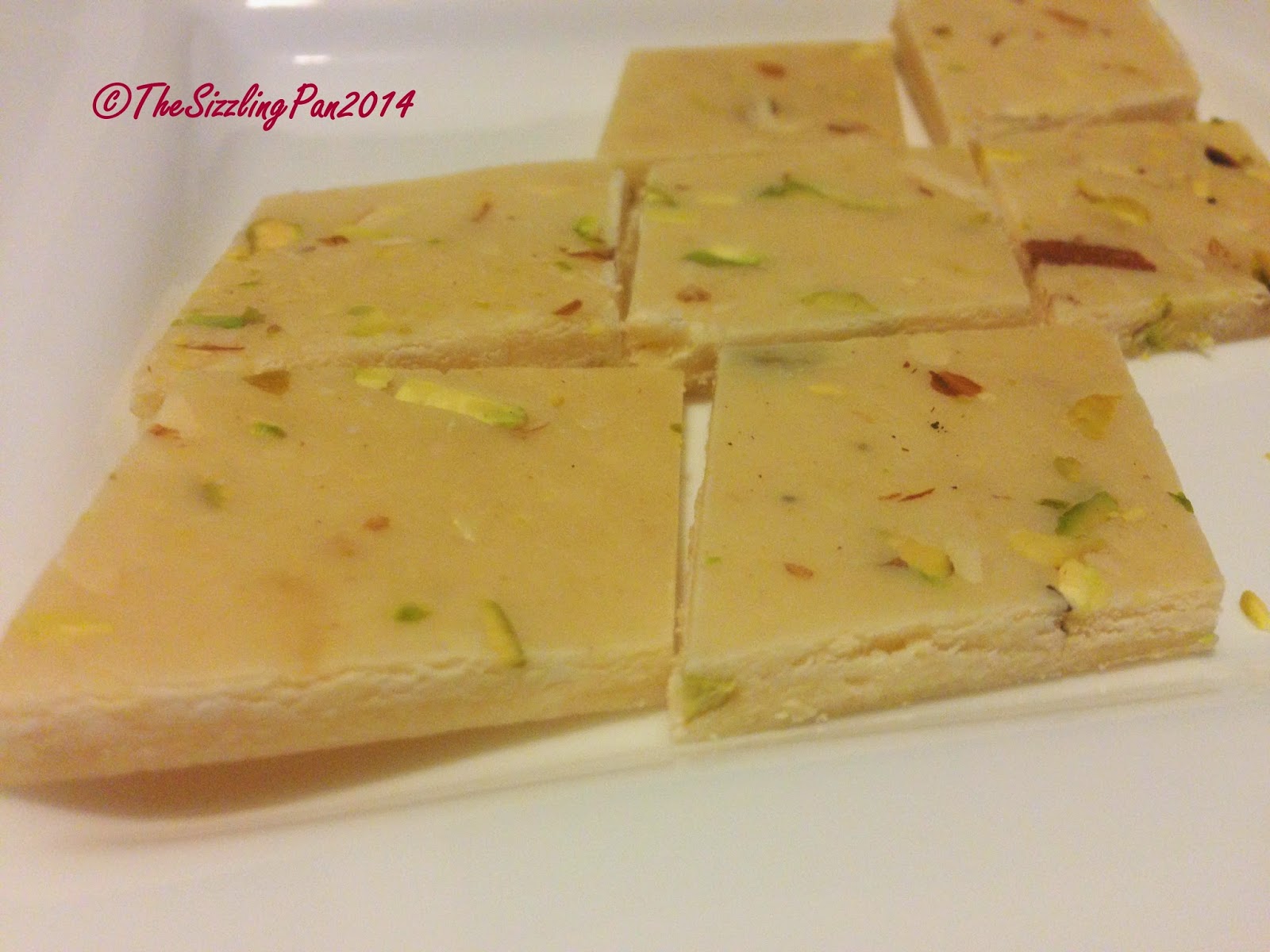 The Sizzling Pan: "Mahim /Bombay Ice Halwa" like Halwa