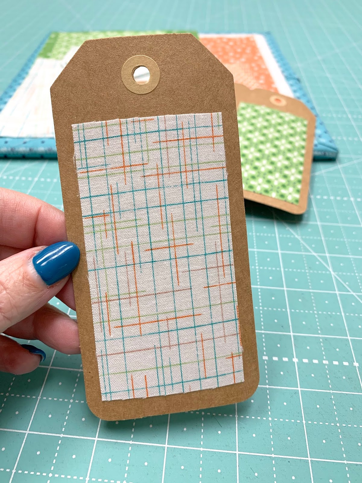 Bee In My Bonnet: Vintage Block Along - Block Six - Vintage Lily Block ...