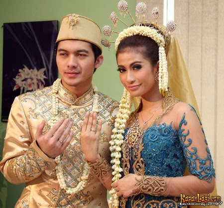 PROFIL AYANG MERINDA PUTRI - Kumpulan Foto Dan Profile Artis Indonesia