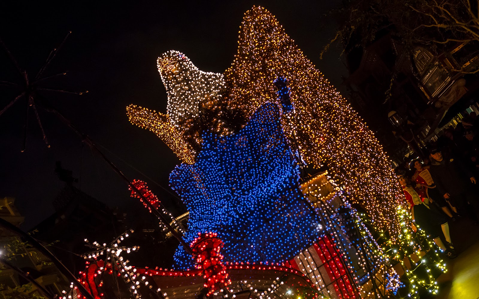 The Main Street Electrical Parade Returns