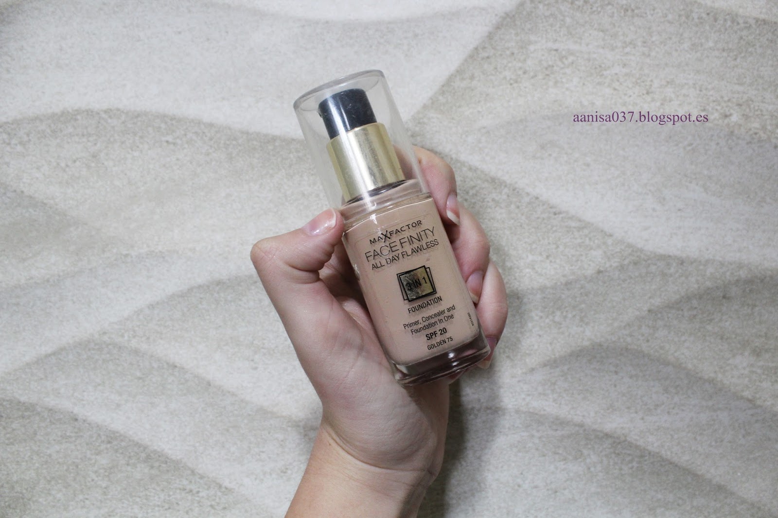 Make me blush!: Base de maquillaje: Face Finity 3-1 All Day (Max Factor)