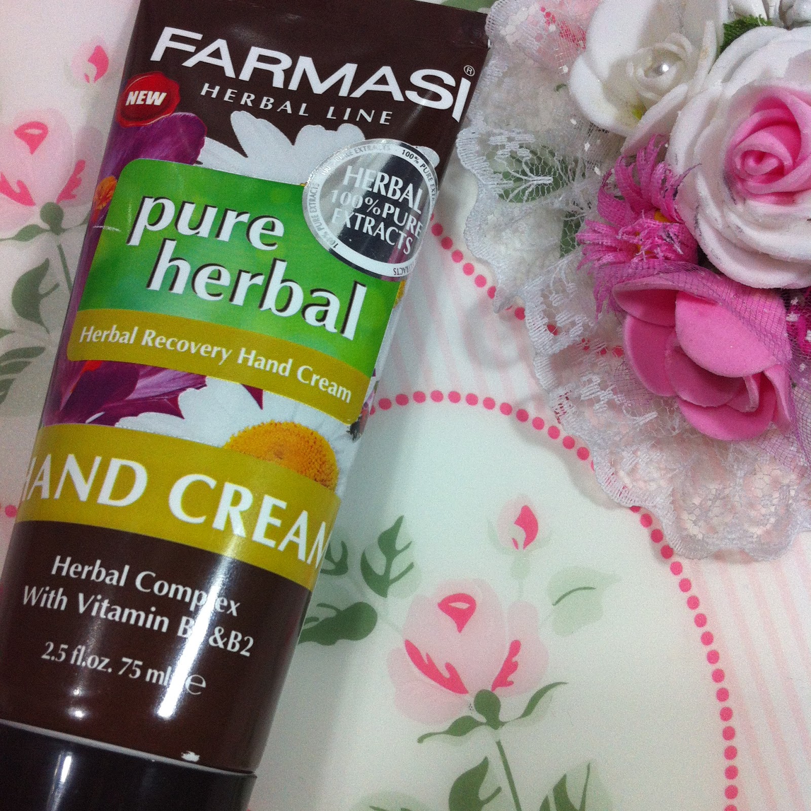 Gamze Çelikdemir: Farmasi Pure Herbal Recovery Hand Cream