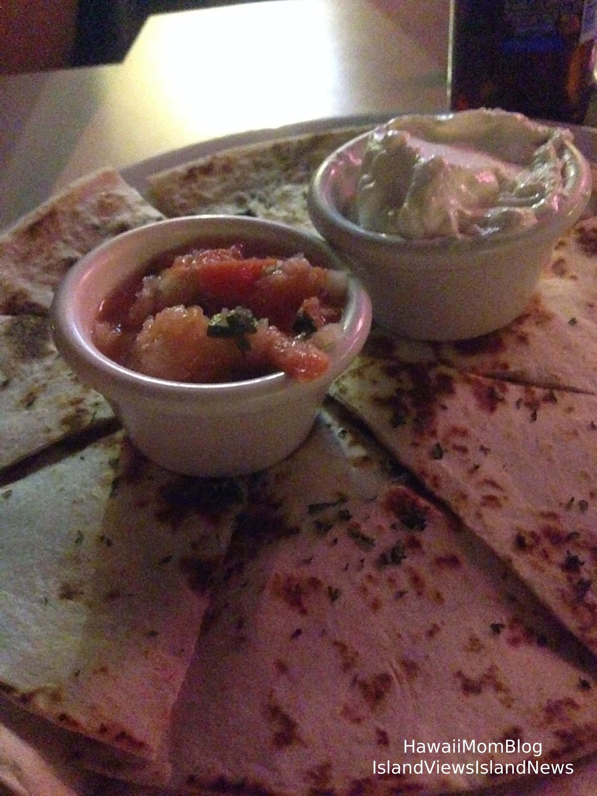 Hawaii Mom Blog: Uncle Bo's Pupu Bar & Grill