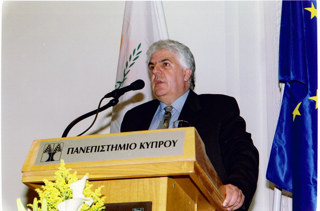 PANAYIOTIS TELEVANTOS: Ο κ. ΣΤΑΥΡΟΣ ΦΩΤΙΟΥ, ΜΑΚΑΡΙΟΤΑΤΕ, ΑΓΙΕ ΠΑΦΟΥ ΚΑΙ ...