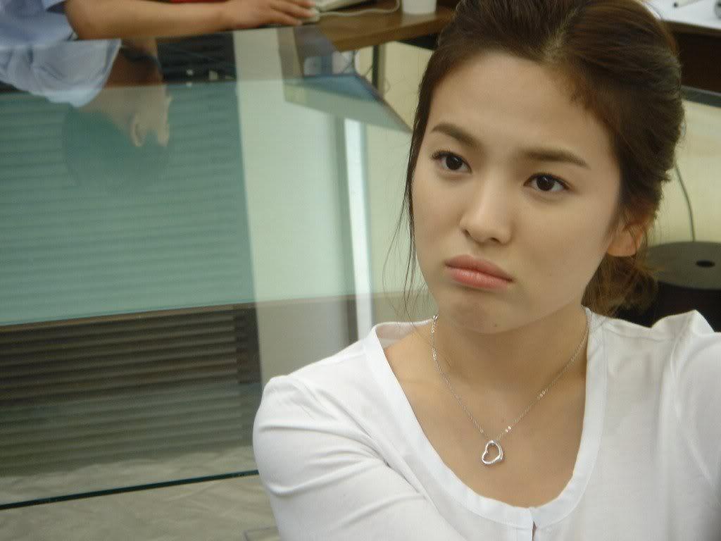 Queen Of celebrity: Song Hye-kyo Wallpaper