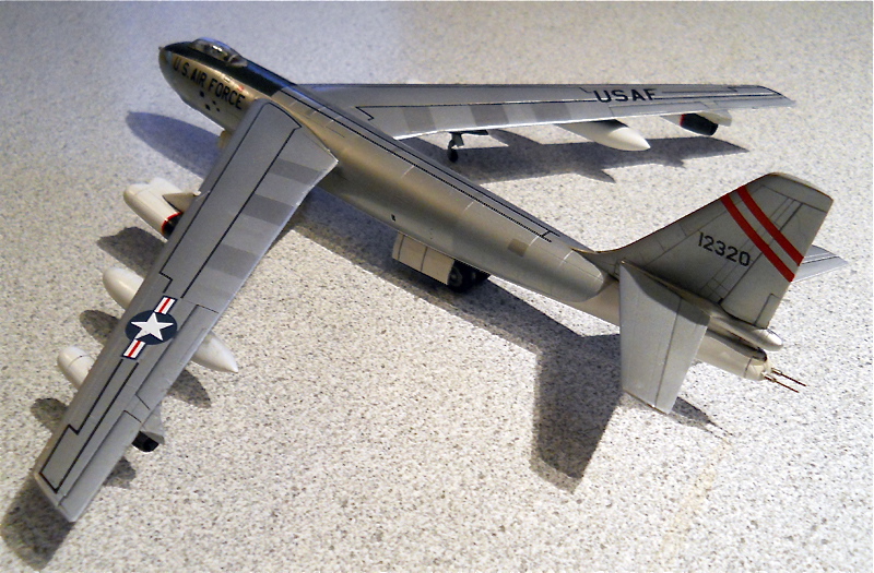 The Great Canadian Model Builders Web Page!: Dave Porter's B-47