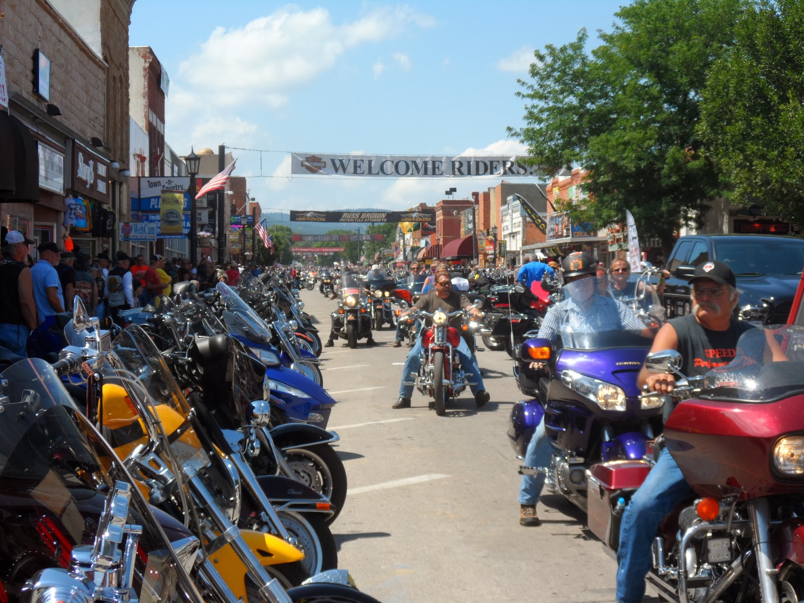 Another American Ride...LTGTR: Day 8 - Sturgis South Dakota - Welcome ...