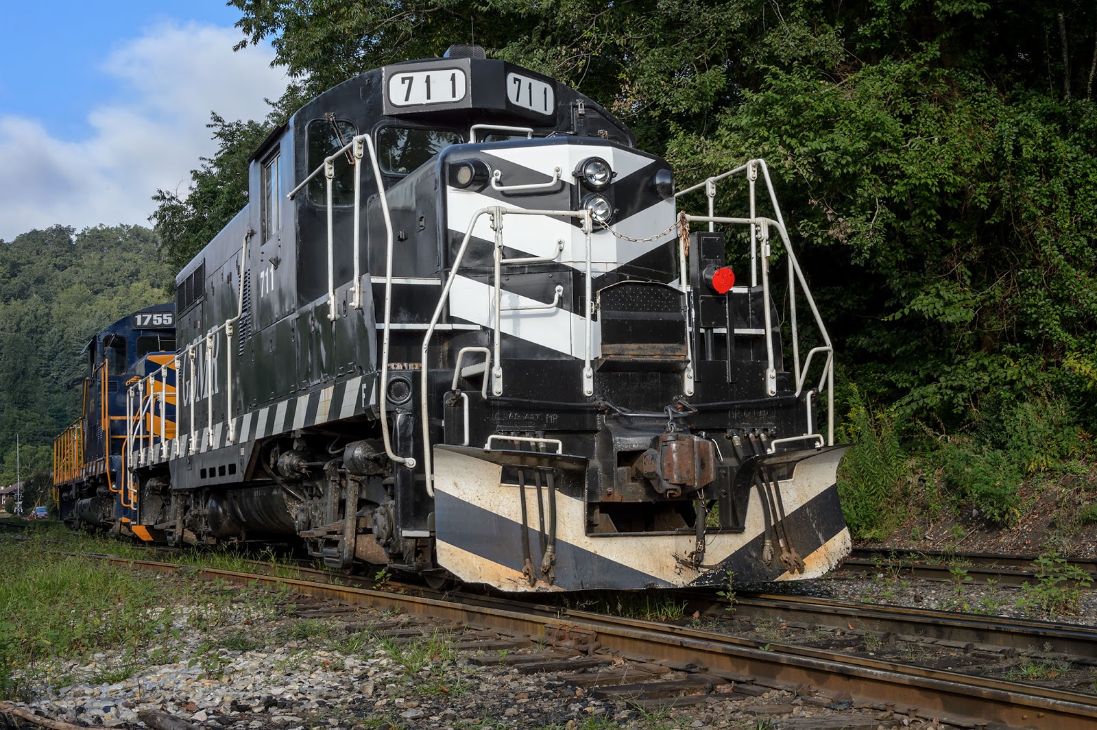 Bubba's Garage: Solar Eclipse Train on the GSMR