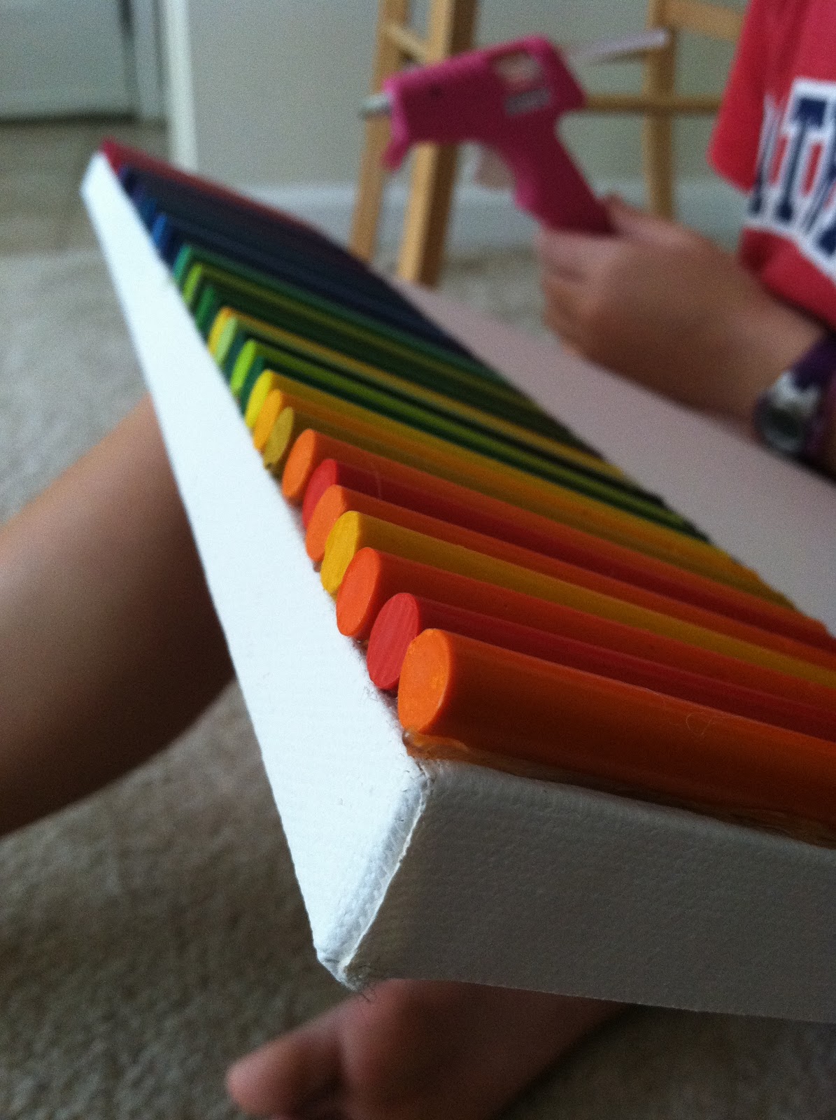 Apt 723 Diy Melted Crayon Art
