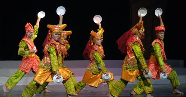 Tari Piring Asal Sumatera Barat, Sejarah, Gerakan, Video, dan Penjelasannya | Adat Tradisional