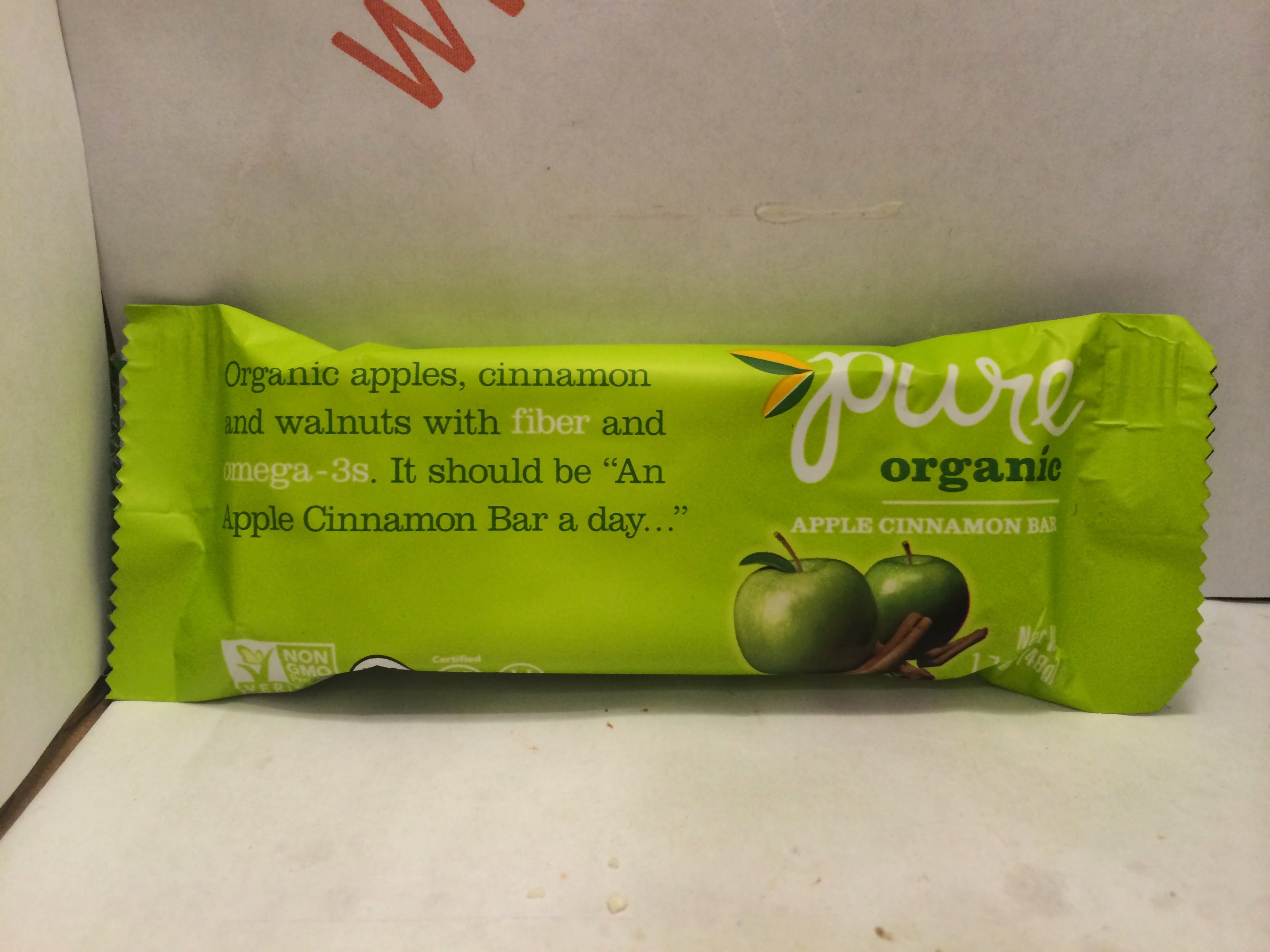 Crazy Food Dude: Review: Pure Organic Apple Cinnamon Bar