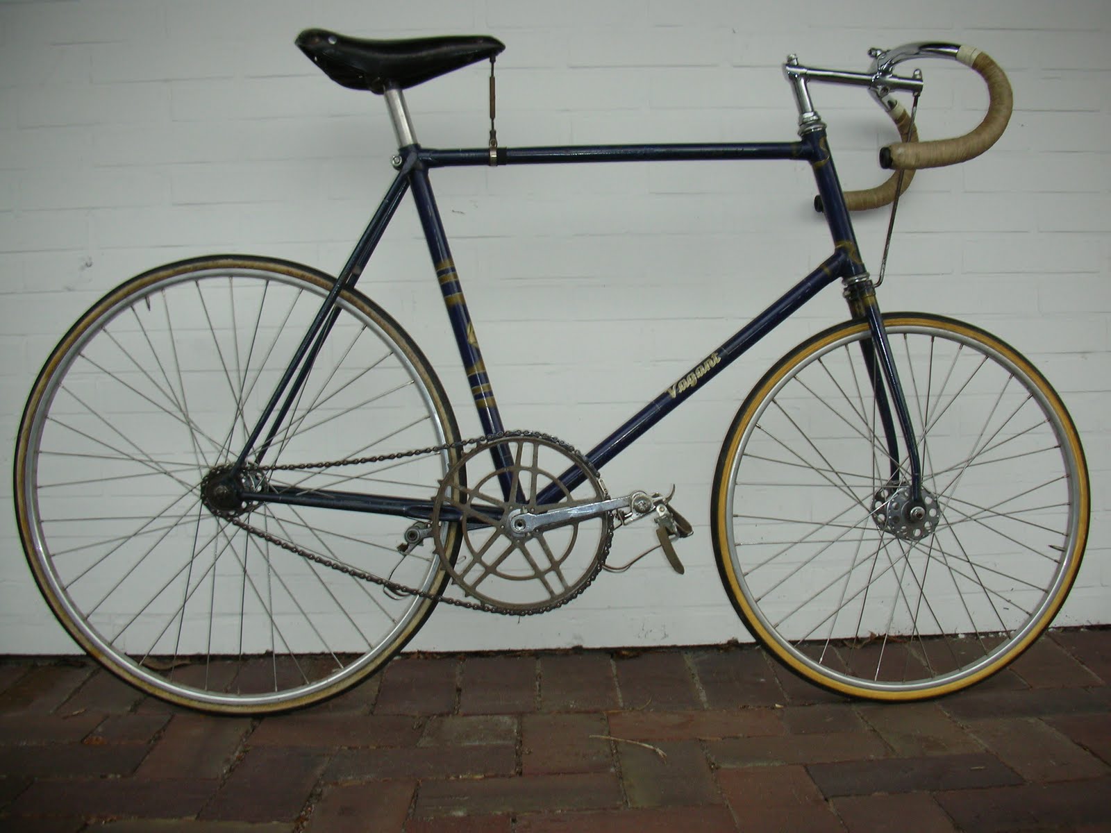 Harden Hubs & Conloy Rims | Retrobike