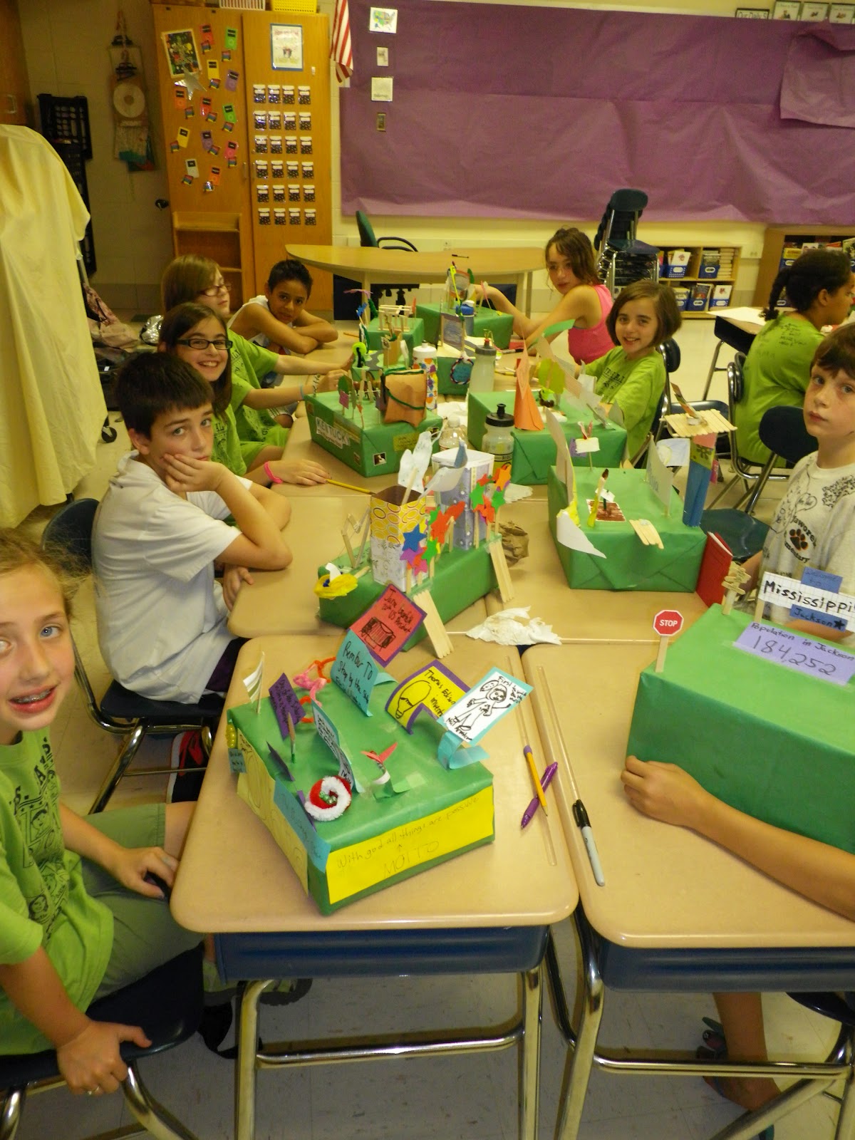 Fabulous in Fifth!: State Floats