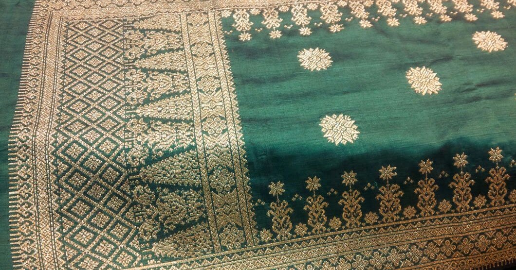Songket Palembang Cek Na: Songket Palembang motif cantik manis hijau gold