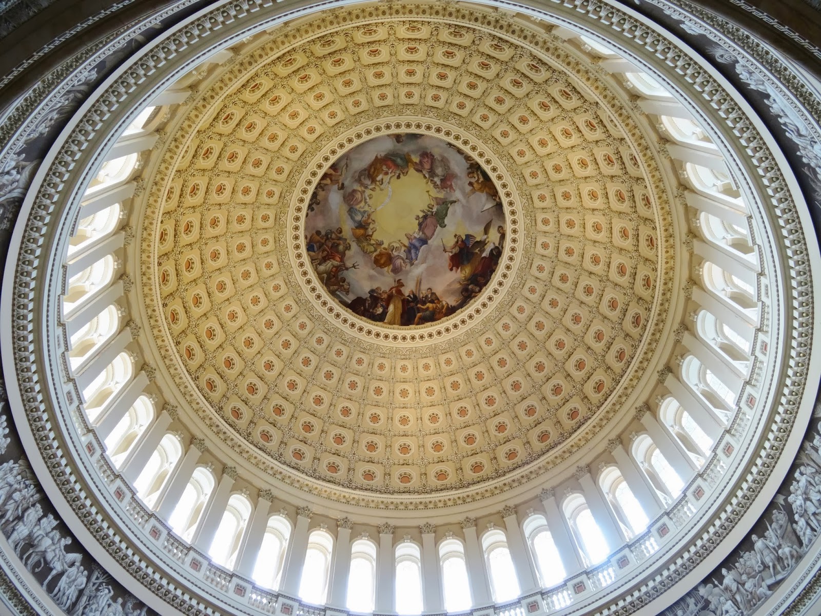 A GREAT EUROPE TRIP PLANNER: INSIDE THE CAPITOL DOME