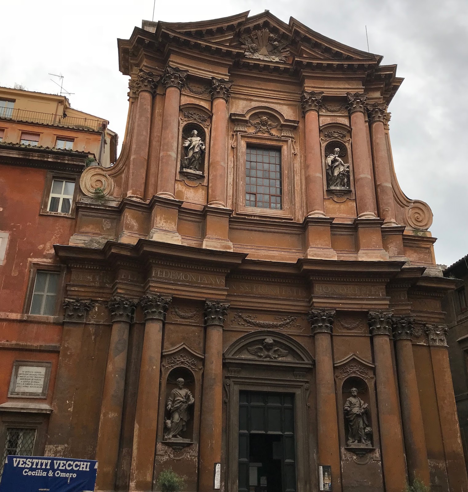 DriveByCuriosity: Photography: Churches Of Rome - Santissima Trinità ...