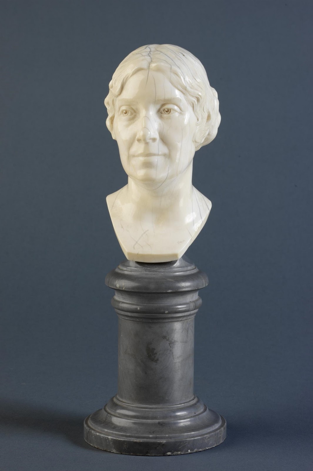 Spencer Alley: Ivory Sculpture at the Victoria & Albert Museum