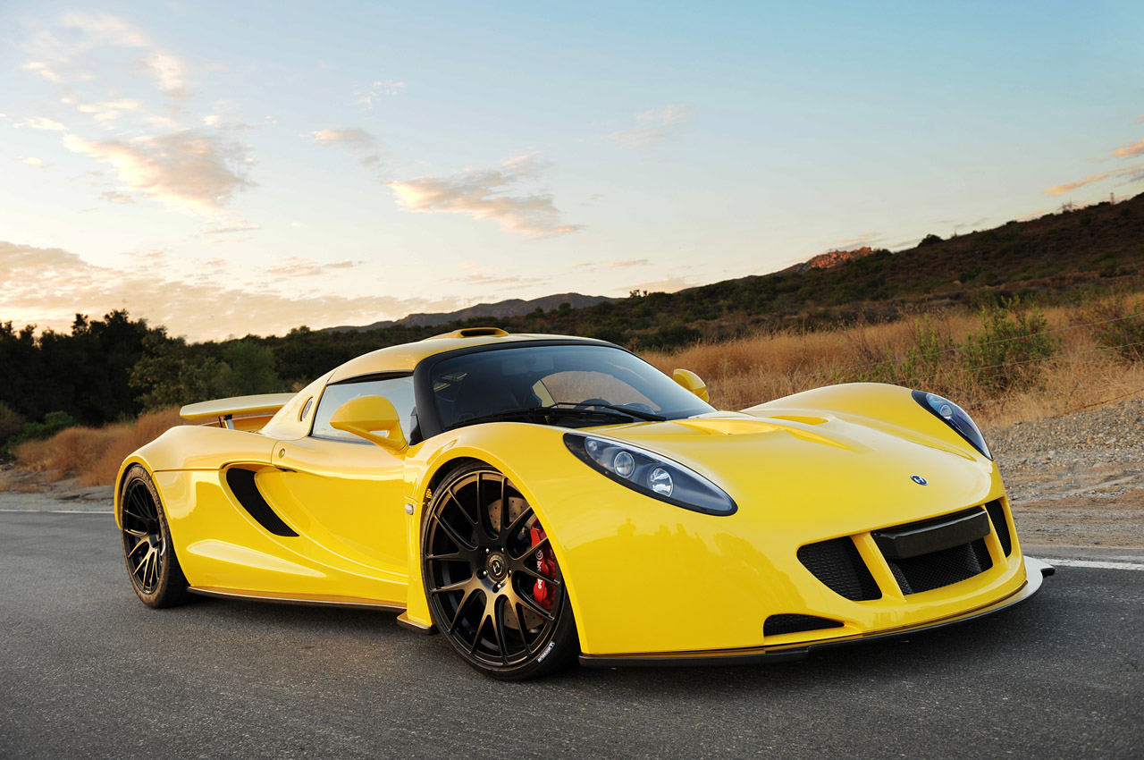 Pictures of the First Hennessey Venom GT Delivered in the US : ebeasts.com