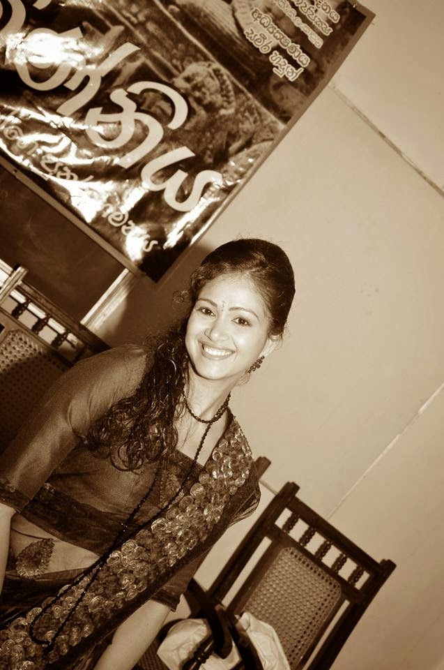 33000lk photo s: Sl actress and model Ashika Mathasinghe photo collection