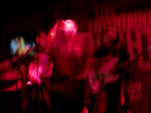 Nau speak: Vegas: Buzzed bands and blurry nights