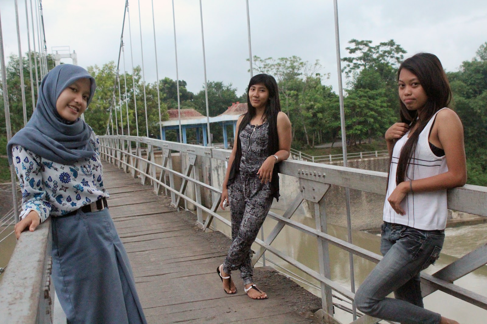 model anak sekolah "belajar jadi model"