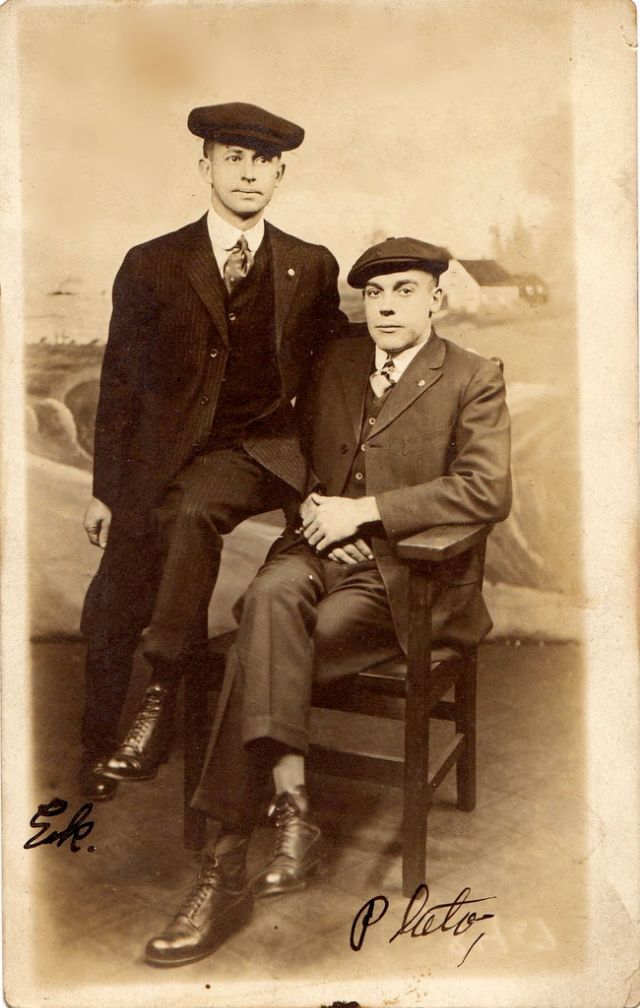 40 Intimate Snapshots Capture Two Men Share Some Quality Time Together ...