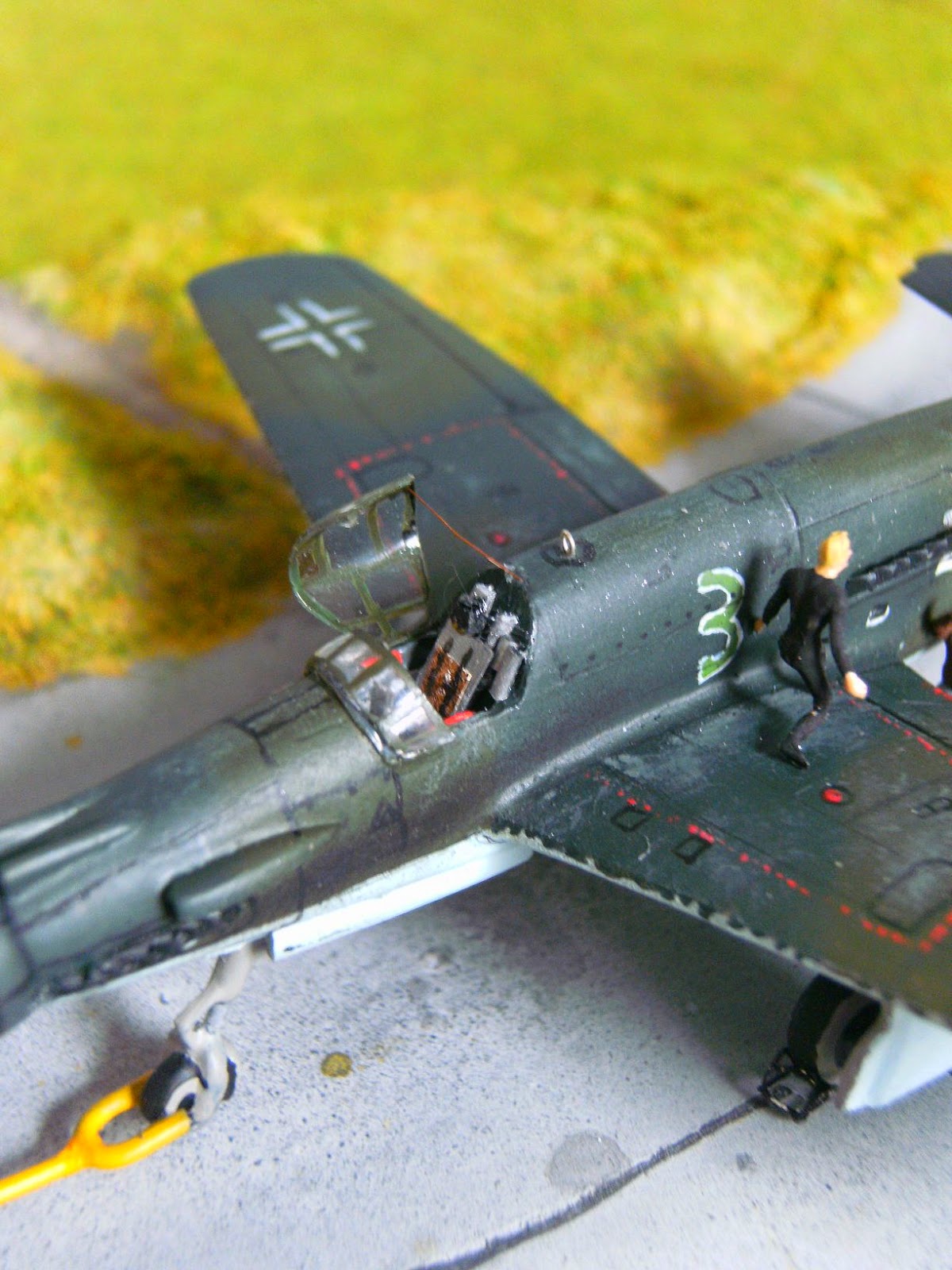Happyscale-Modellbau: Dornier Do 335 Pfeil - resin 1-144