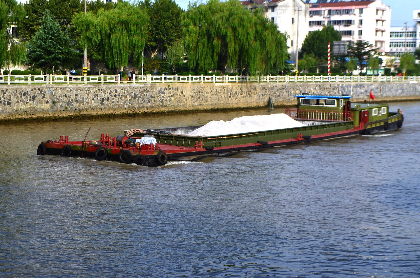 Good China Day: Barges on the Grand Canal of China, September 2012