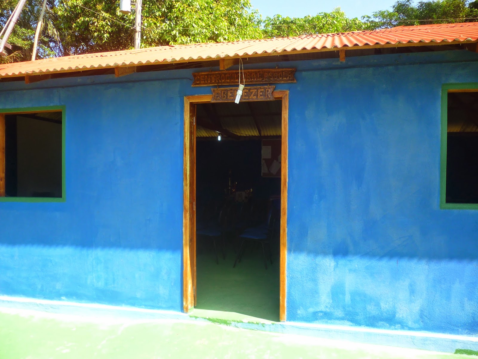 Educação dos Ribeirinhos: Estruturas das escolas Ribeirinhas.