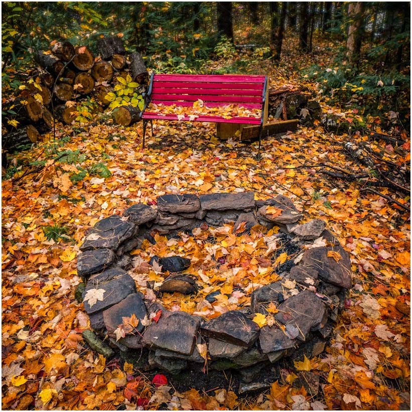 Silverpixel: FIRE PIT WITH RED BENCH