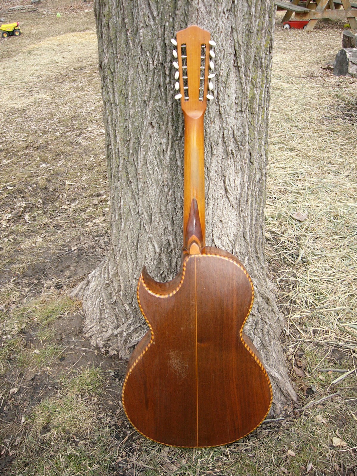 From the Bench Fraulini Guitars: Building a Bajo Sexto