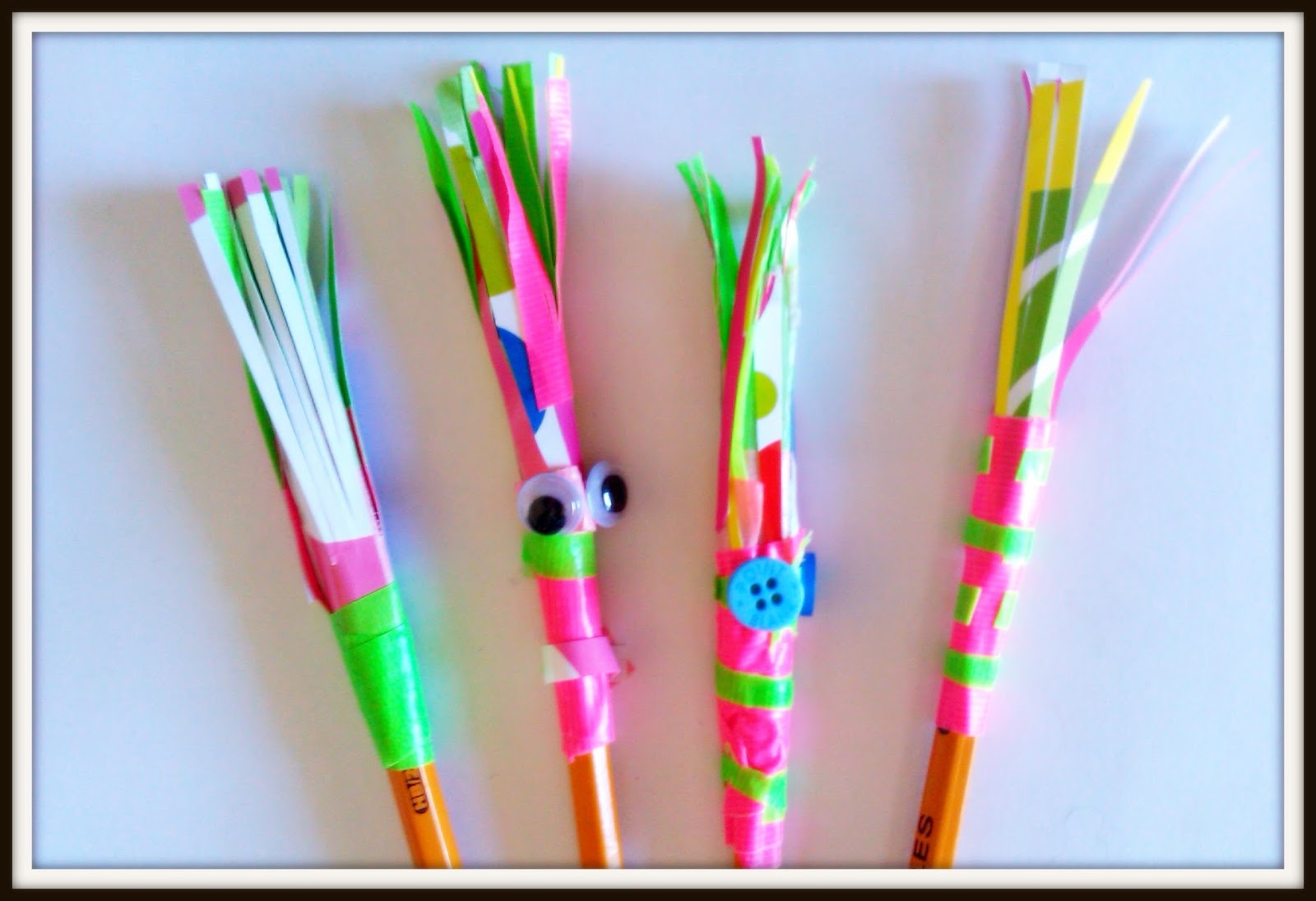 Double Treble Craft Adventures: 20+ Fashion Duct Tape Crafts