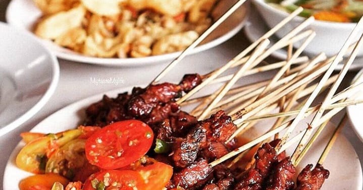 Rekomendasi Tempat Bukber : Sate Maranggi Hj. Yetty Cibungur | Delima ...