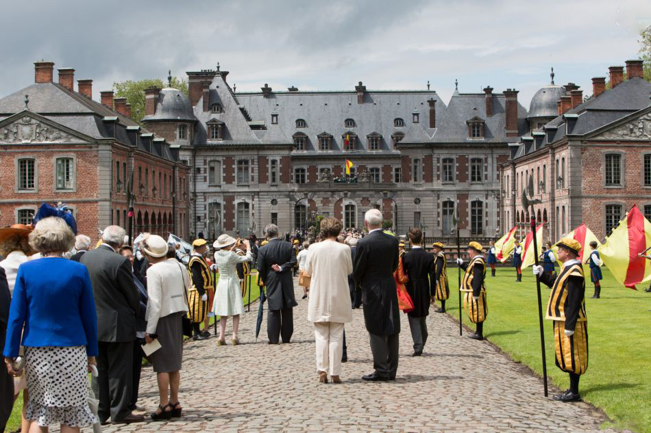 Royal Family Around the World: Princess Alix of Ligne Weds Count ...