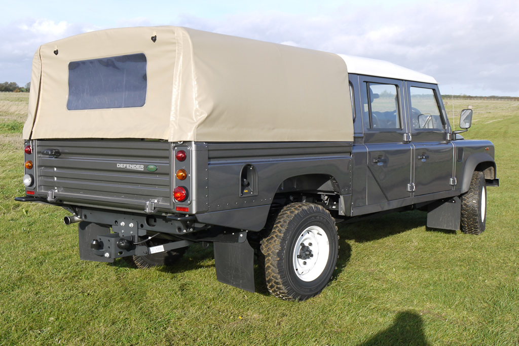 Oturgaçlı Götürgeçler: Land Rover Defender 130 High Capacity Double Cab ...